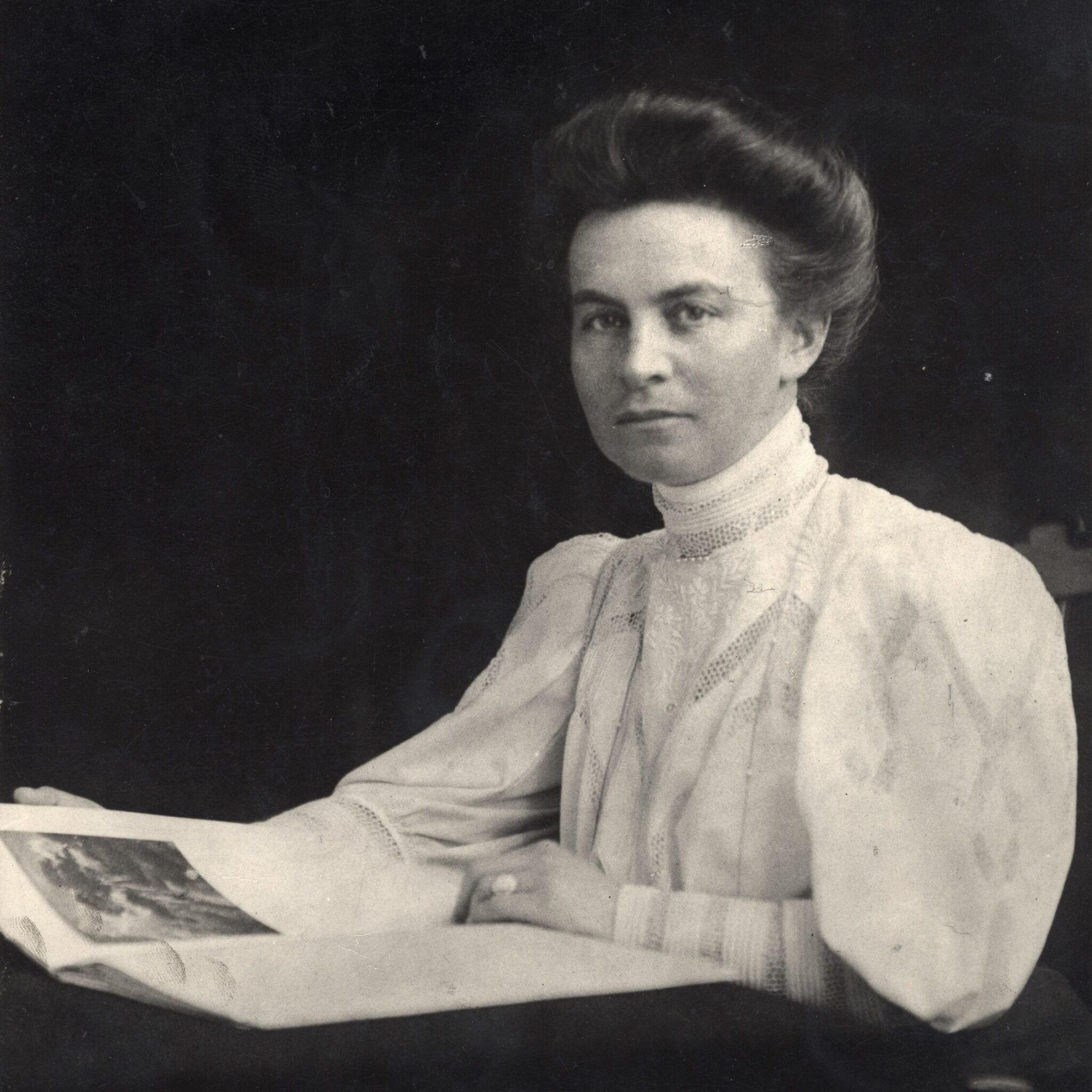 De eerste tentoonstellingen van het tafelzilver van Helene Kröller ...